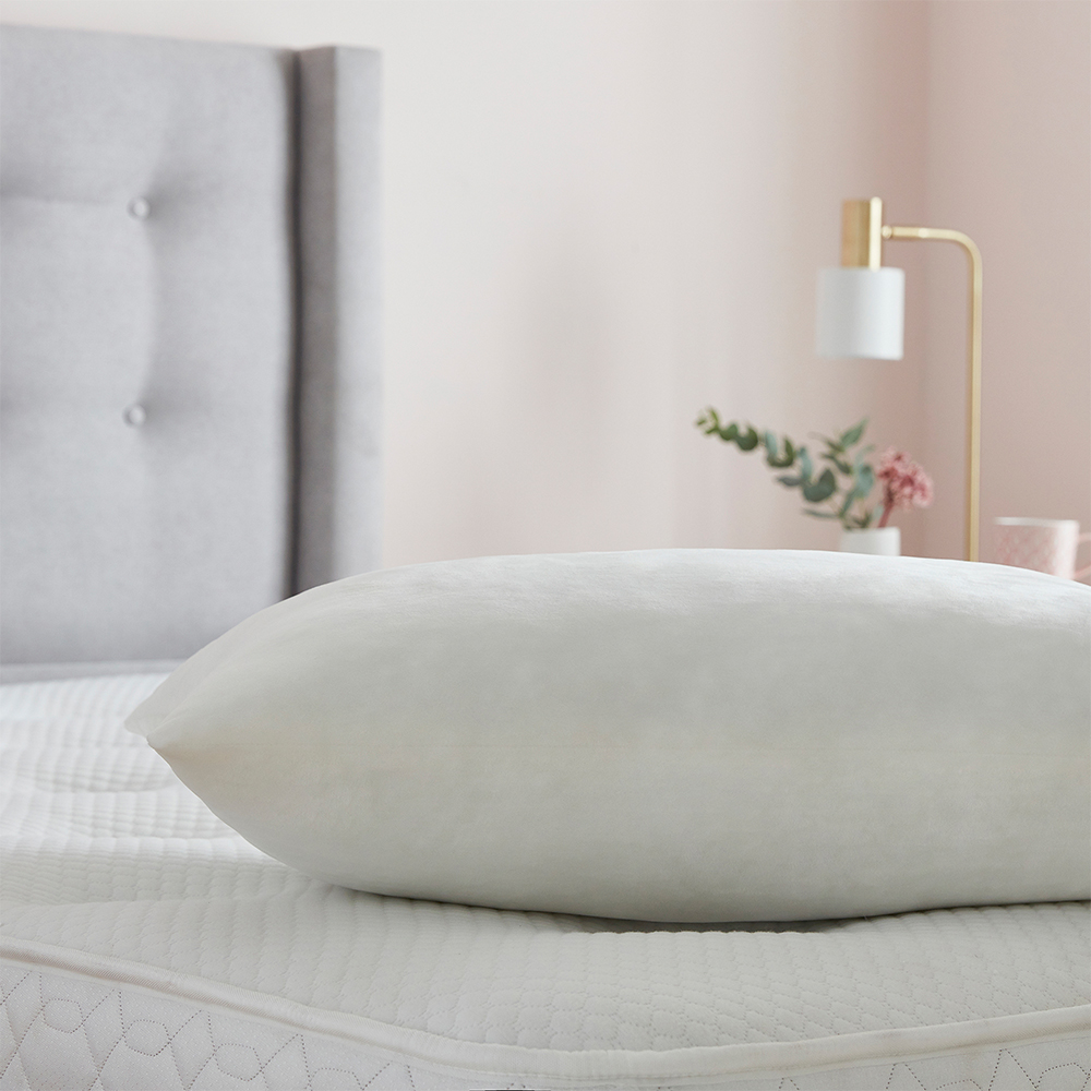 Silentnight Wellbeing Cool Touch Pillow